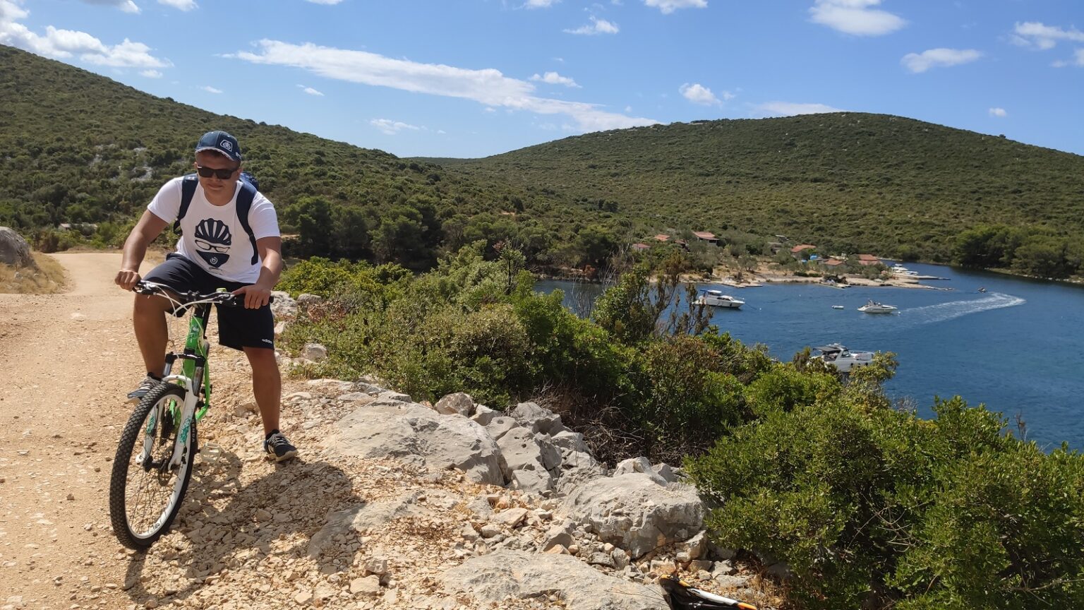 Pašman cycling: an excellent Mediterranean route through small ...